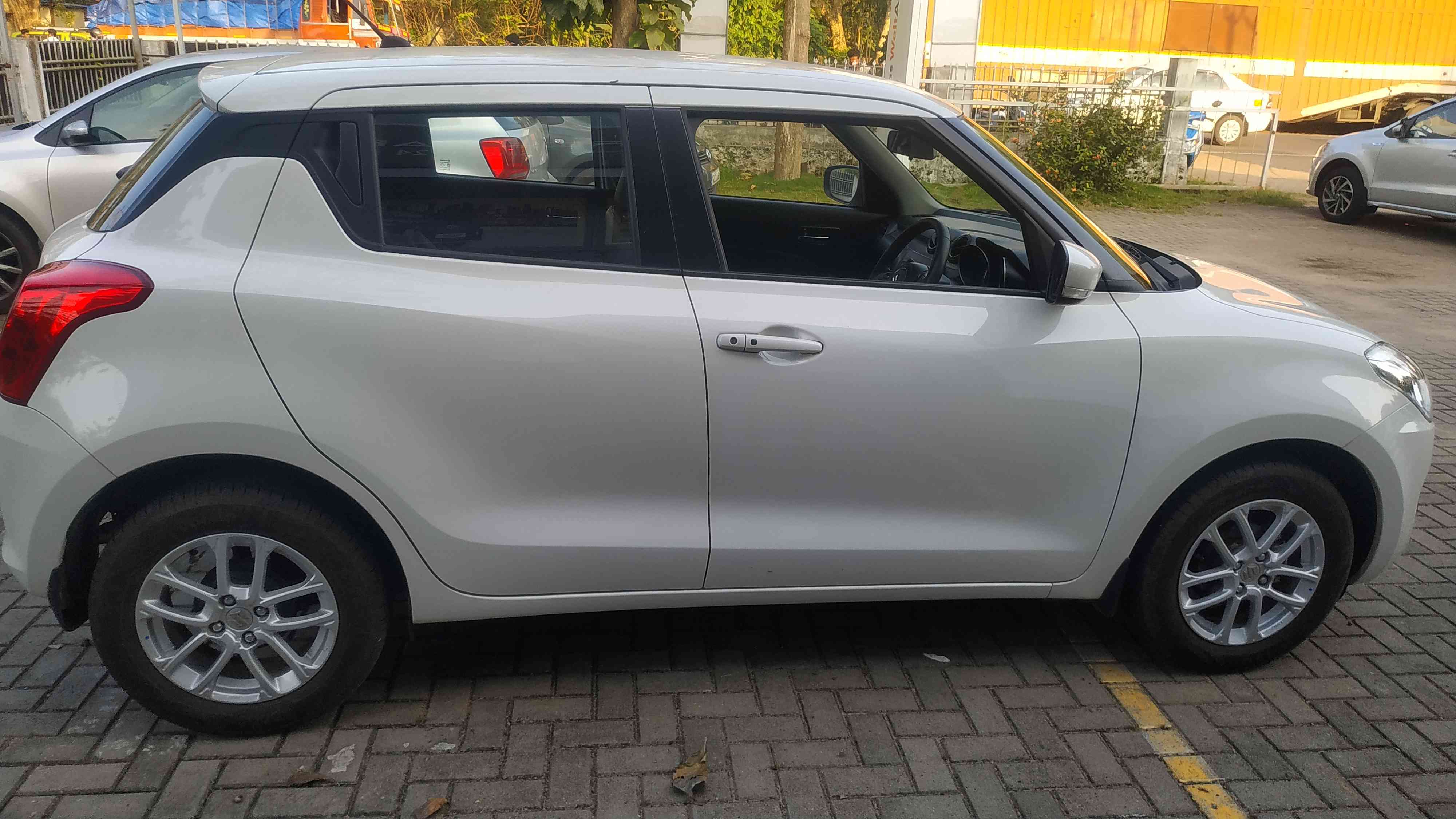 Used Maruti Suzuki Swift ZXI BS IV in Ernakulam 2019 model, India at ...